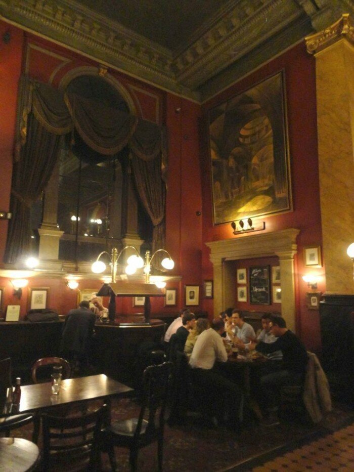 Pub: The Old Bank of England