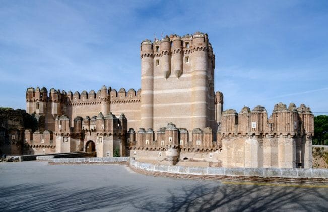15 castelos medievais para visitar na Europa